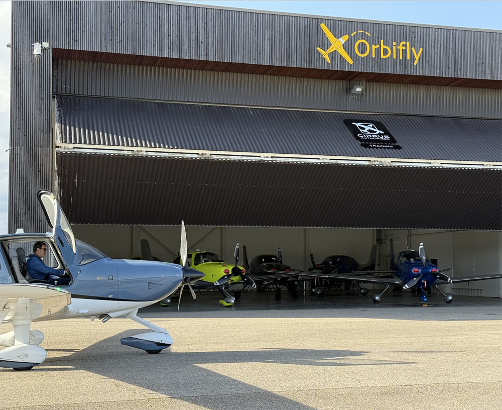 Orbifly - Cirrus Training Center